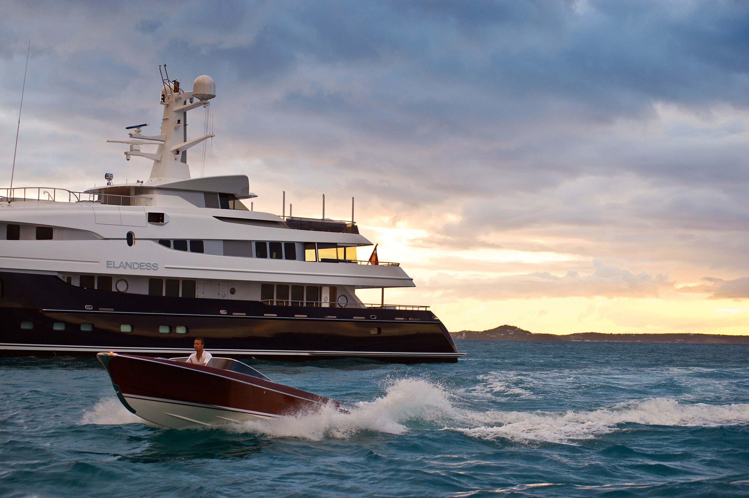 ELYSIAN Yacht Charter Details, Abeking & Rasmussen | CHARTERWORLD ...